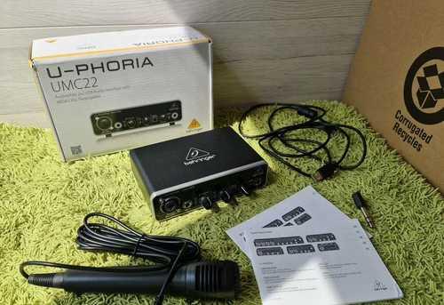 Набор behringer uphoria umc22, микрофон и допы