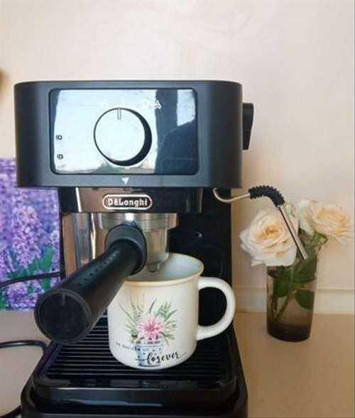 Автоматическая кофемашина Delonghi EC230. вк