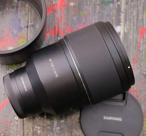 Samyang AF 135mm f/1.8 FE Sony E s/n526