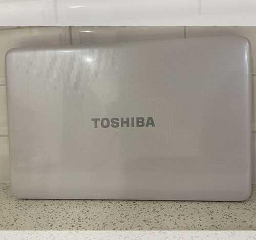 Ноутбук Toshiba satellite