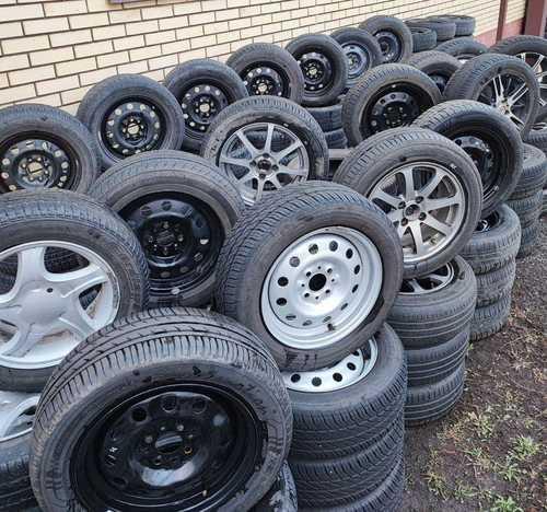 Accelera M/T-1 185/60 R14