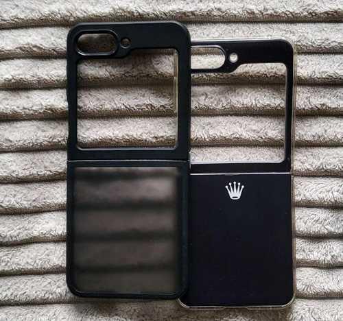 Два чехла на Samsung Z Flip5
