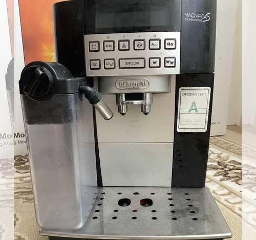 Кофемашина Delonghi Magnifica S