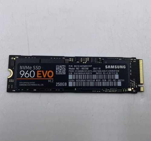 SSD m2 nvme диск samsung 960 evo 250gb