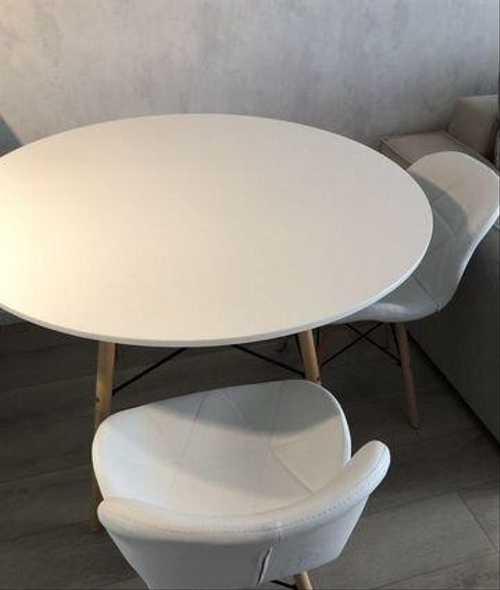 Стол оьеденный Eames + 3 стула