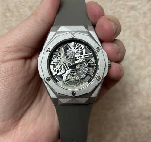 Наручные часы Hublot