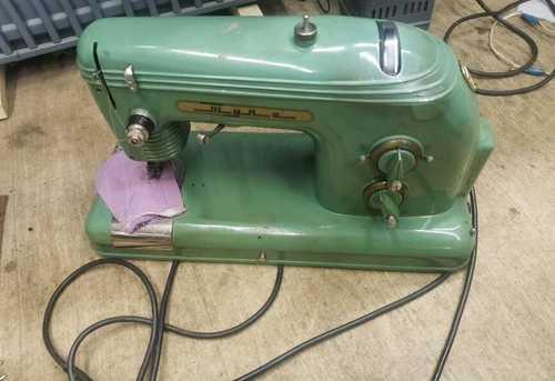 Швейная машинка Тула 1957 год