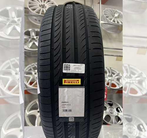 Pirelli Powergy 235/60 R18 104V