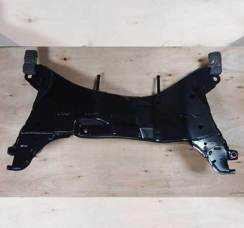 Передний подрамник Mitsubishi Outlander 1