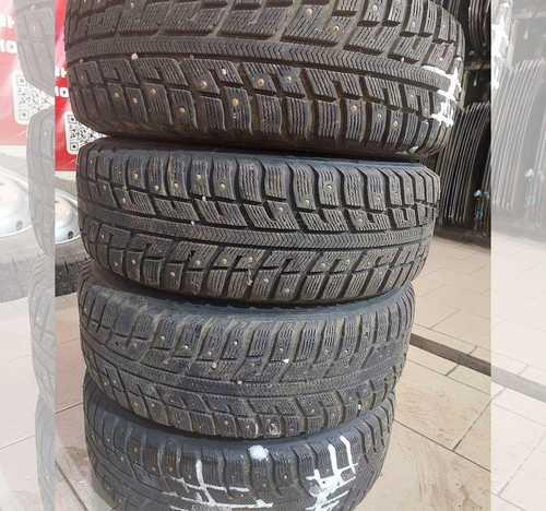 185 65 R15 зимняя резина шипованная kumho