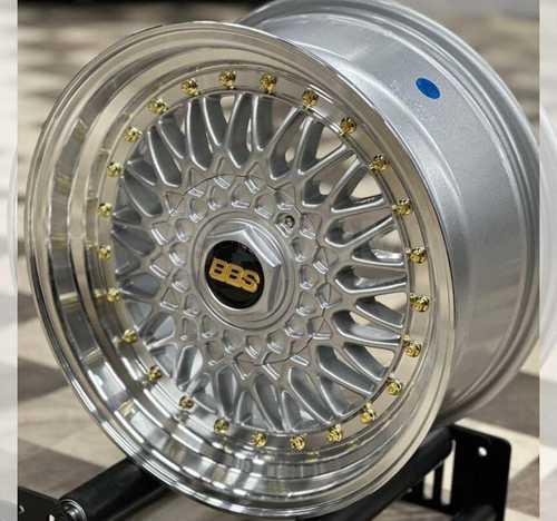Диск литой Replica BBS RS022 R16 4*100
