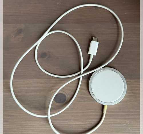 Зарядное устройство Apple MagSafe Charger 1m