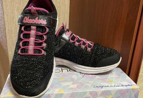 Кроссовки для девочек Skechers Dreamy Dancer