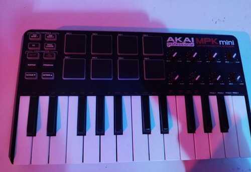 Akai MPK mini laptpo professional keyboard