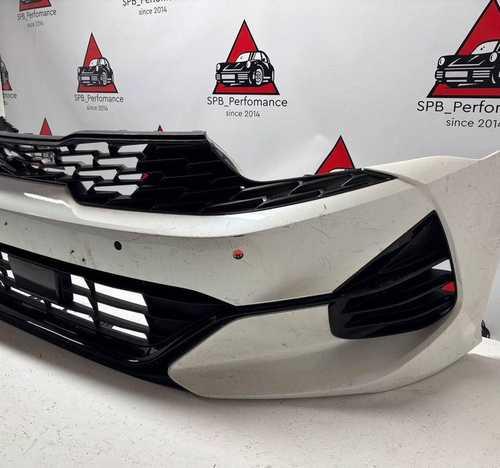 Бампер передний kia k5 gt в сборе белыйм