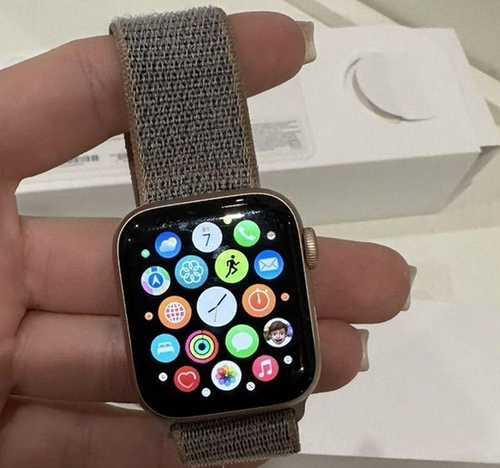 Часы apple watch 4 40 mm