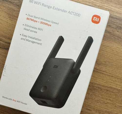 Усилитель Xiaomi Mi WiFi Range Extender AC1200