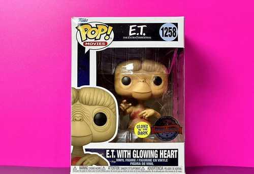 Funko Pop 1258 E.T. with Glowing Heart (GitD SE)