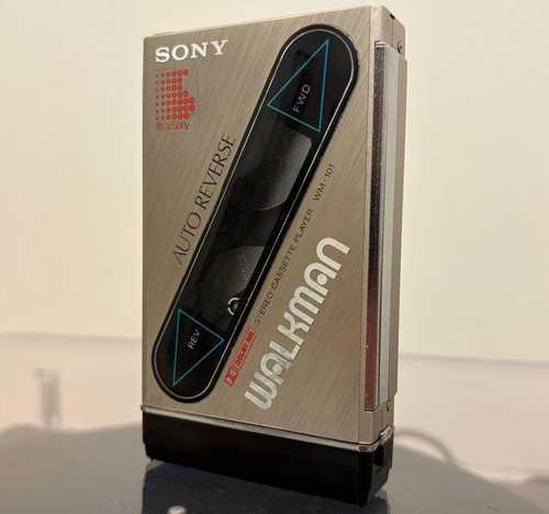 Кассетный плеер Sony Walkman WM-101