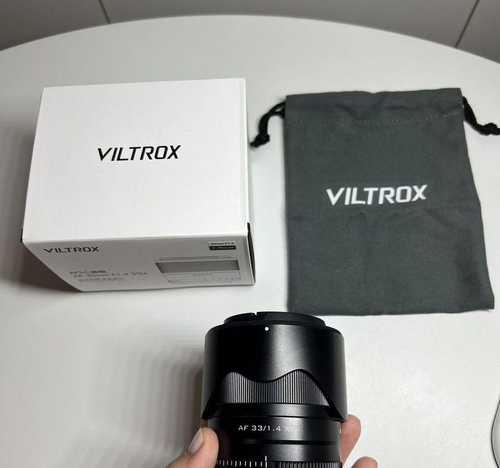 Объектив Viltrox af 33mm f 1.4