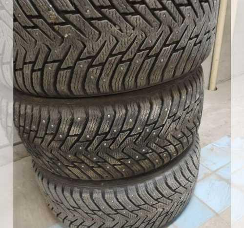 Nokian Tyres Hakkapeliitta 8 225/40 R18