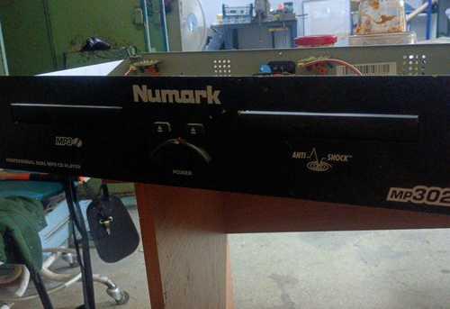 Numark mp302