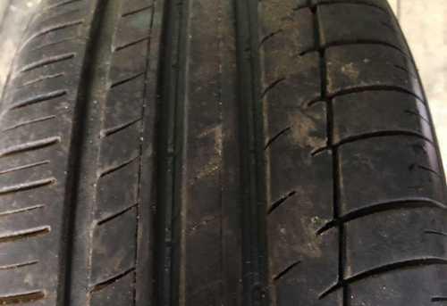 Triangle TH201 265/40 R21