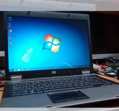 Ноутбук HP Compaq 6730b