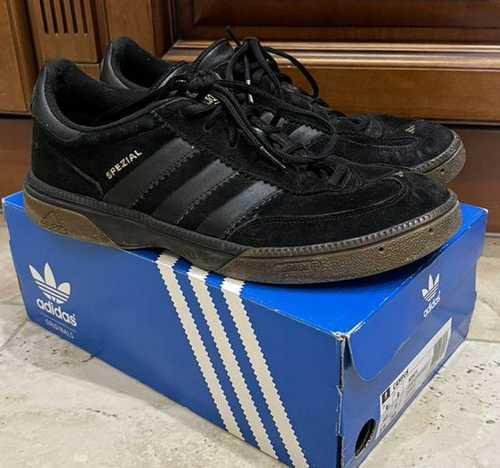 Кроссовки adidas spezial HB лимитированные