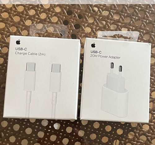 Зарядка на Apple iPhone 15 20W USB-C