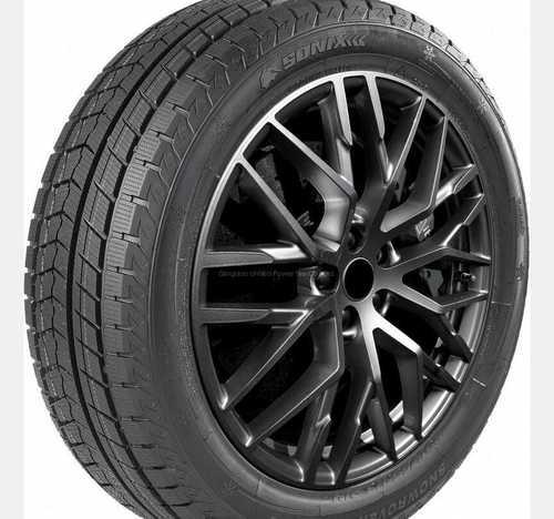 Sonix Snowrover 868 225/45 R18 95H