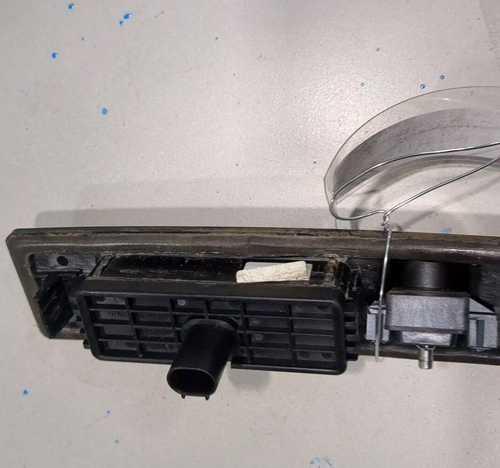 Камера заднего вида Tesla Model 3, 2019