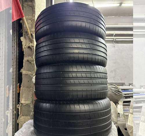 Goodyear Eagle F1 Asymmetric 3 245/45 R18 и 275/40 R18