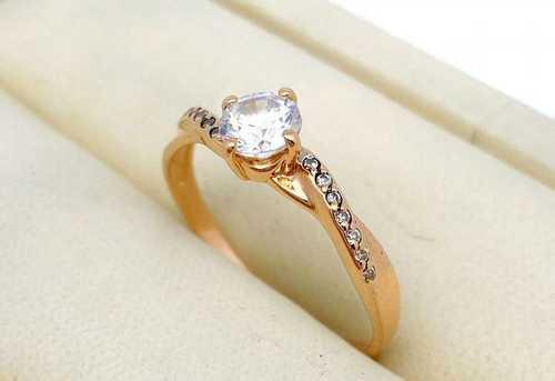 Золотое кольцо с камнями 585пр. размер: 17,6