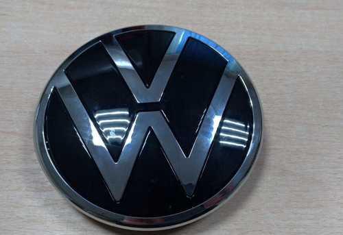 Эмблема передняя Volkswagen Polo 2020