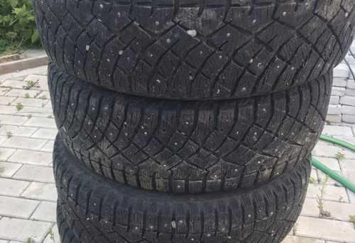 Nitto Therma Spike 225/60 R17