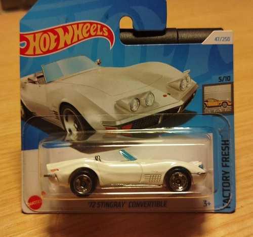 Hot Wheels '72 Stingray Convertible