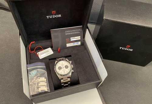 Tudor Black BAY Chronograph M79360N-0002 (panda)