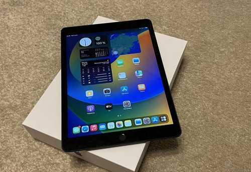 Apple iPad 10,2" (2021) Wi-Fi 64 гб, cерый космос