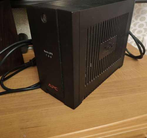 Ибп APC Back-UPS 700VA, BX700UI