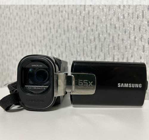 Видеокамера Samsung SMX-F40BP/XER