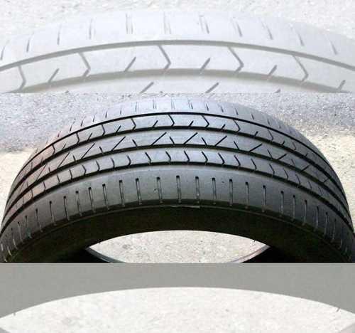 Pirelli P Zero PZ4 245/45 R19