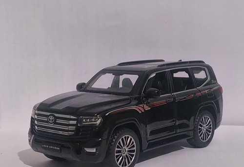 Модель автомобиля Toyota Land Cruiser