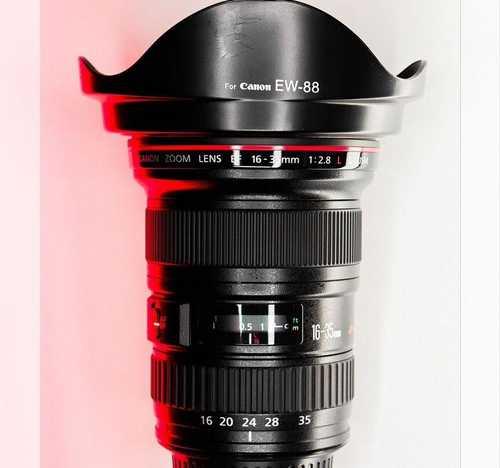 Объектив Canon 16-35mm f/2.8 L II USM как новый