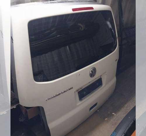 Крышка багажника задняя Volkswagen Transporter T5