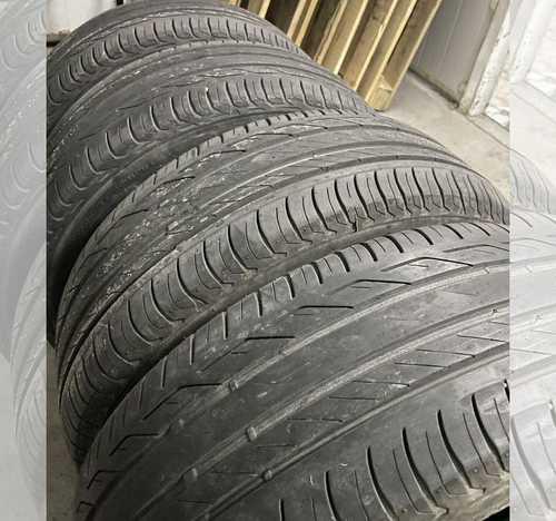 Bridgestone Turanza T001 195/55 R16