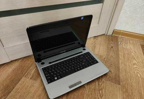 Ноутбук на i5-3210m 256гб SSD GT640 отличное сост