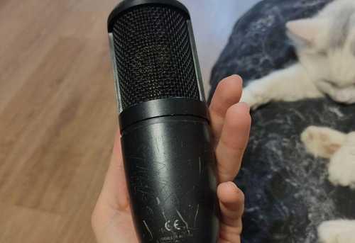 Студийный микрофон akg p120