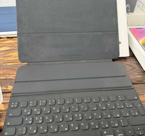 Apple SMART Keyboard Folio для iPad Pro 12.9 Gen3