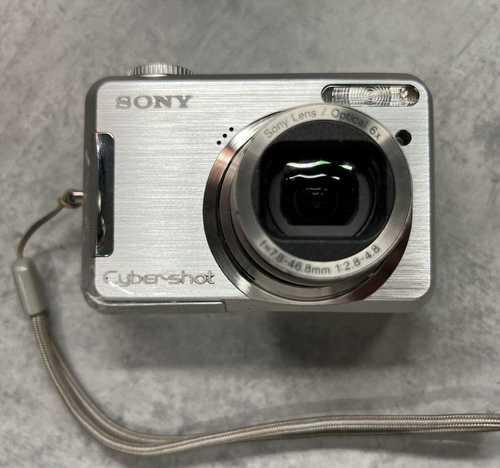 Винтажный y2k фотоаппарат Sony Cyber-shot DSC-S800